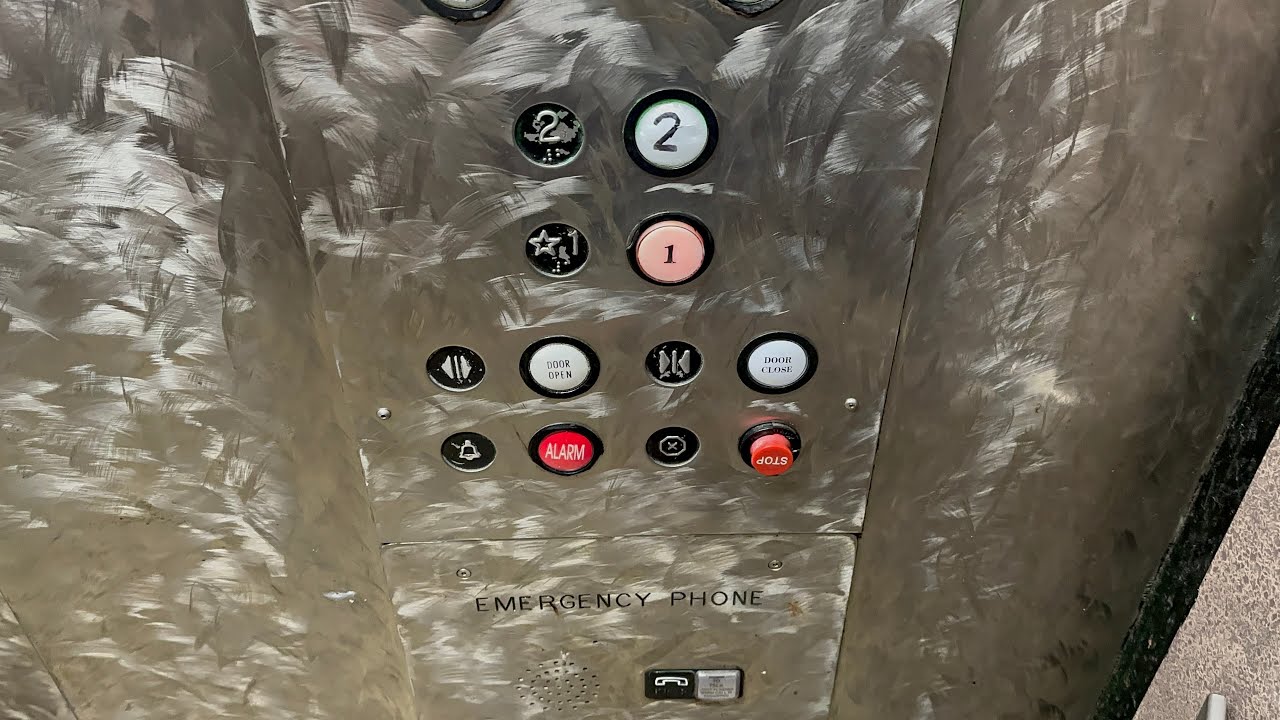 Amtech/Reliable Hydraulic Elevator - Santa Monica Pier - Santa Monica ...