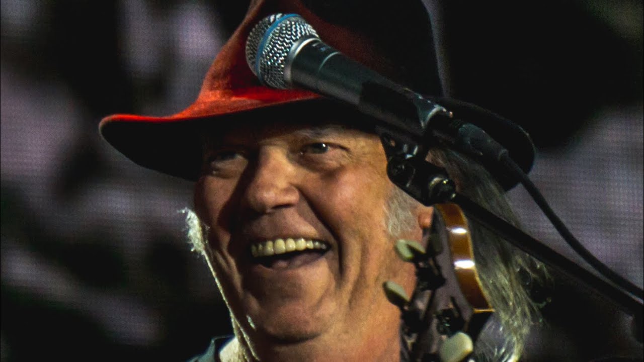 Neil Young’s Hilarious Musical Bloopers on 7/1/23 - YouTube