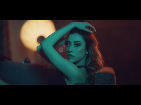 Ece Çevik - Ümidi Kes