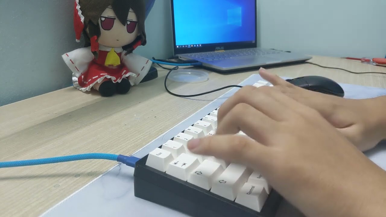 KBD67 Lite - Retooled MX red sound test - YouTube