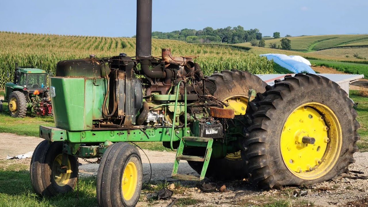 4440 Rebuild Part 1? Cab Removal - YouTube