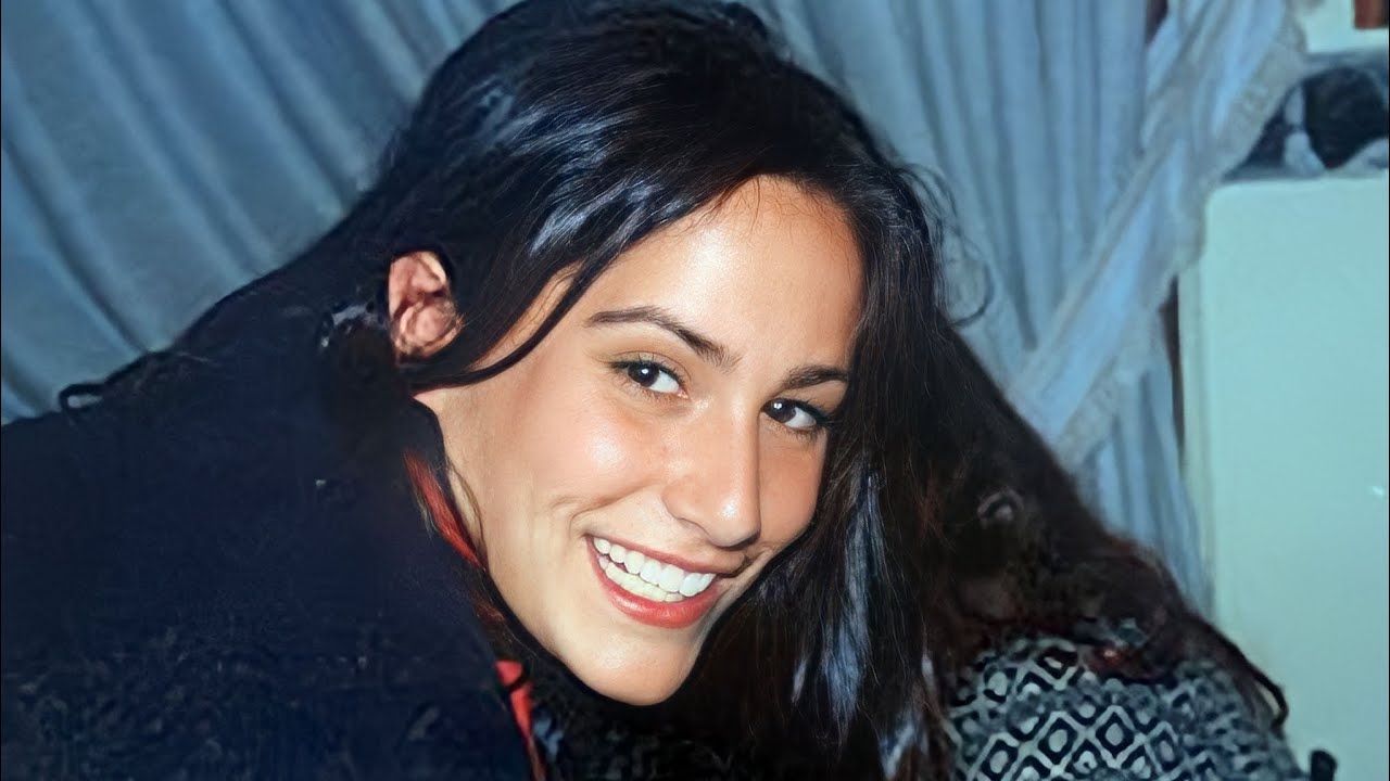 El H0RRlBLE ASESlNAT0 de la J0VEN ESPAÑOLA 🇪🇸 Déborah Fernandez ...