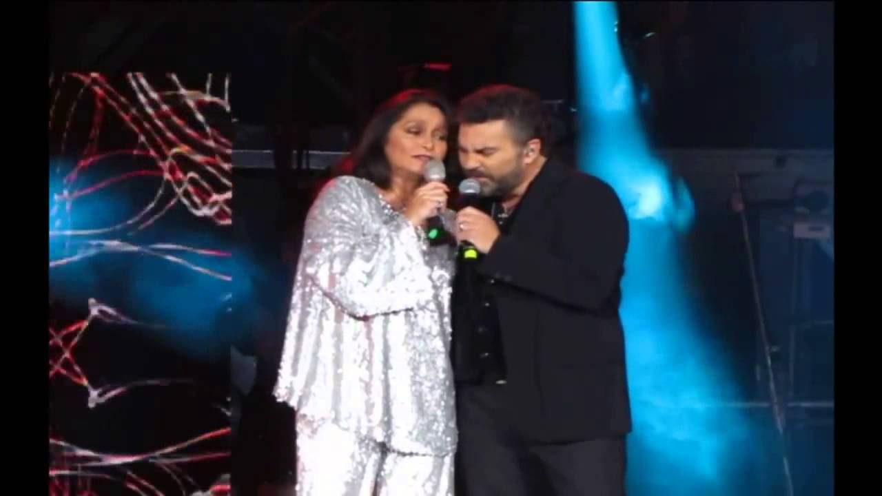 DANIELA ROMO Y MIJARES CELOS EN EL AUDITORIO NACIONAL - YouTube