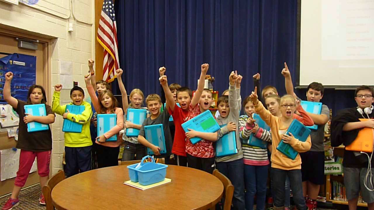 Hour of Code - 4th Grade Bonny Kate Elementary - YouTube