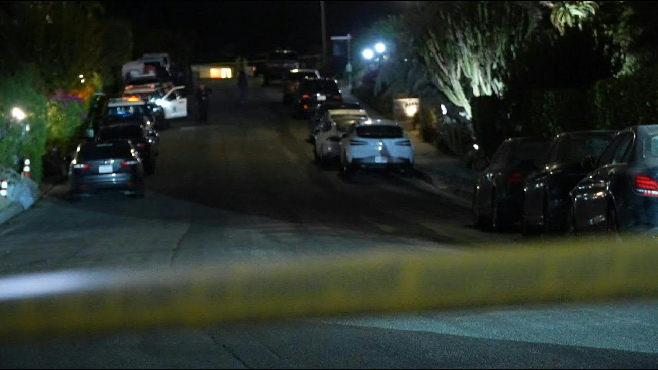 Scene outside house where 'Friends' actor Matthew Perry found dead ...