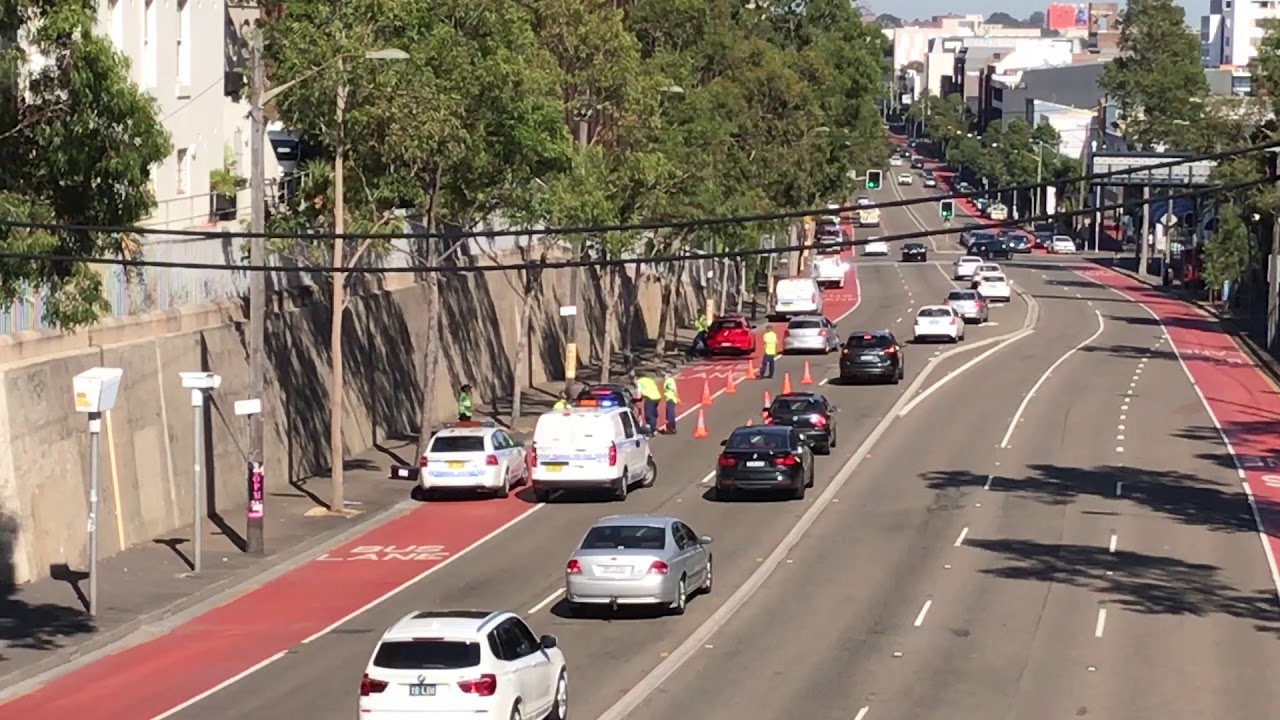 NSW Police Force conduct RBT on Parramatta Road! - YouTube
