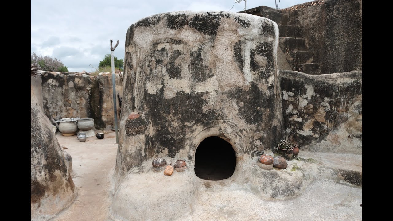 TONGO HILLS & TENGZUG SHRINE BOLGATANGA GHANA - YouTube
