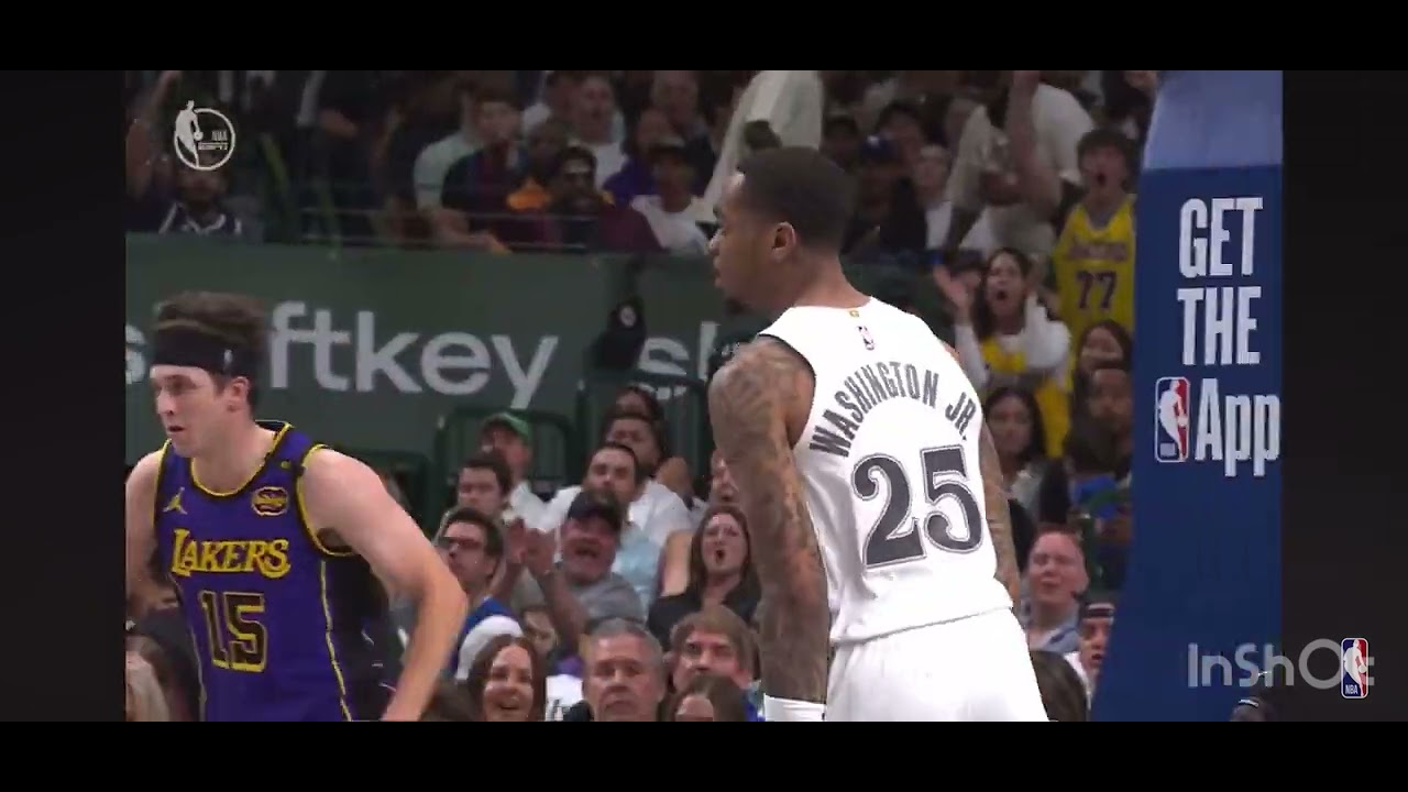 Top 10 Crazy Dunks By LeBron James - YouTube