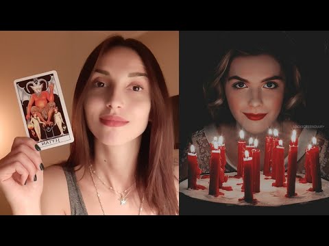SABRİNA EFSANESİ | DİZİ ÖNERİSİ VE İNCELEME | ŞEYTAN'IN KİTABINI İMZALAMAK..