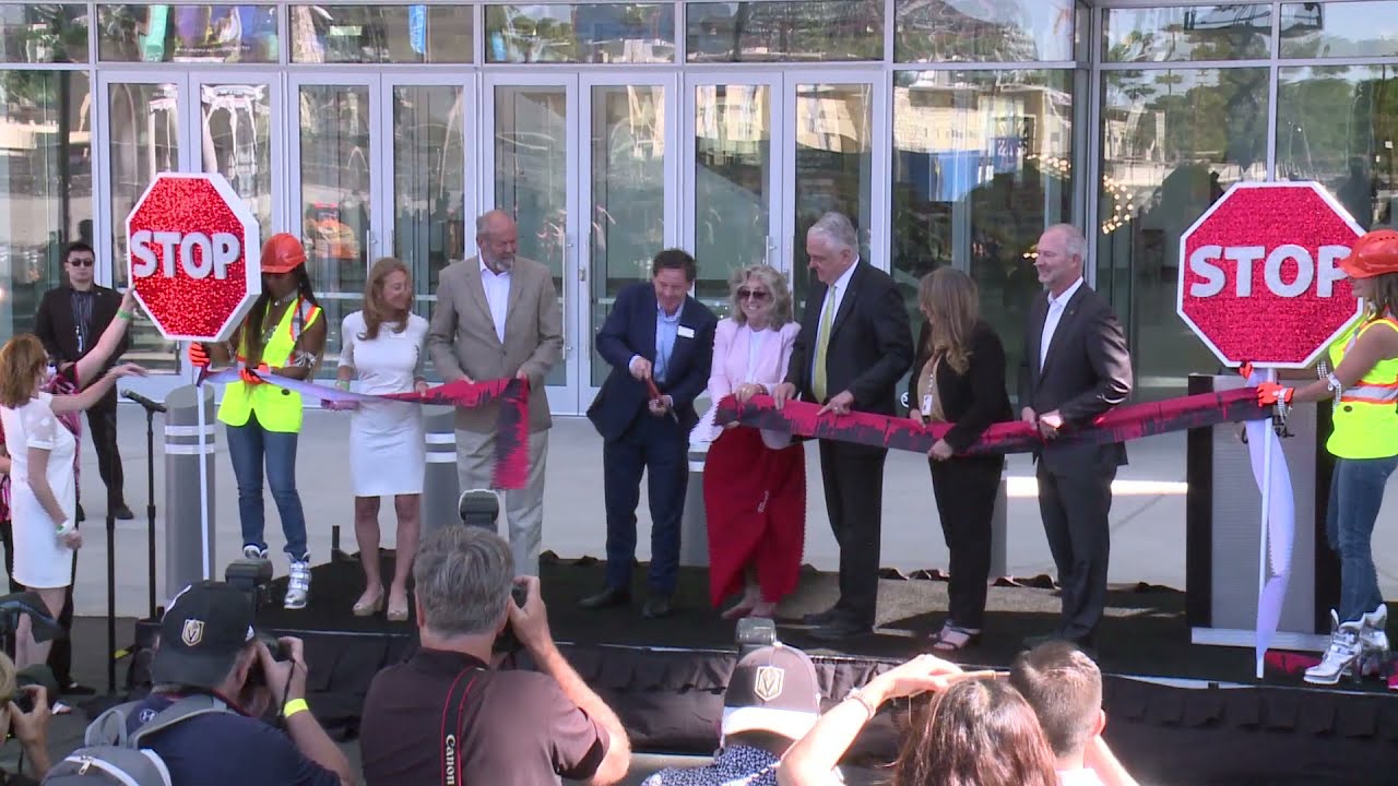 Las Vegas Convention Center West Hall Welcomes First Wave of Convention ...