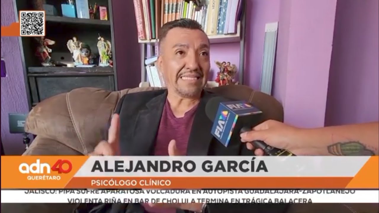 ENTREVISTA DE TV AZTECA Y ADN 40 A YOTZER - YouTube