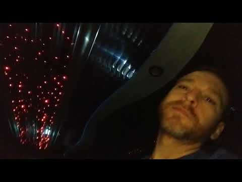 1 minute in a Hummer h2 limo