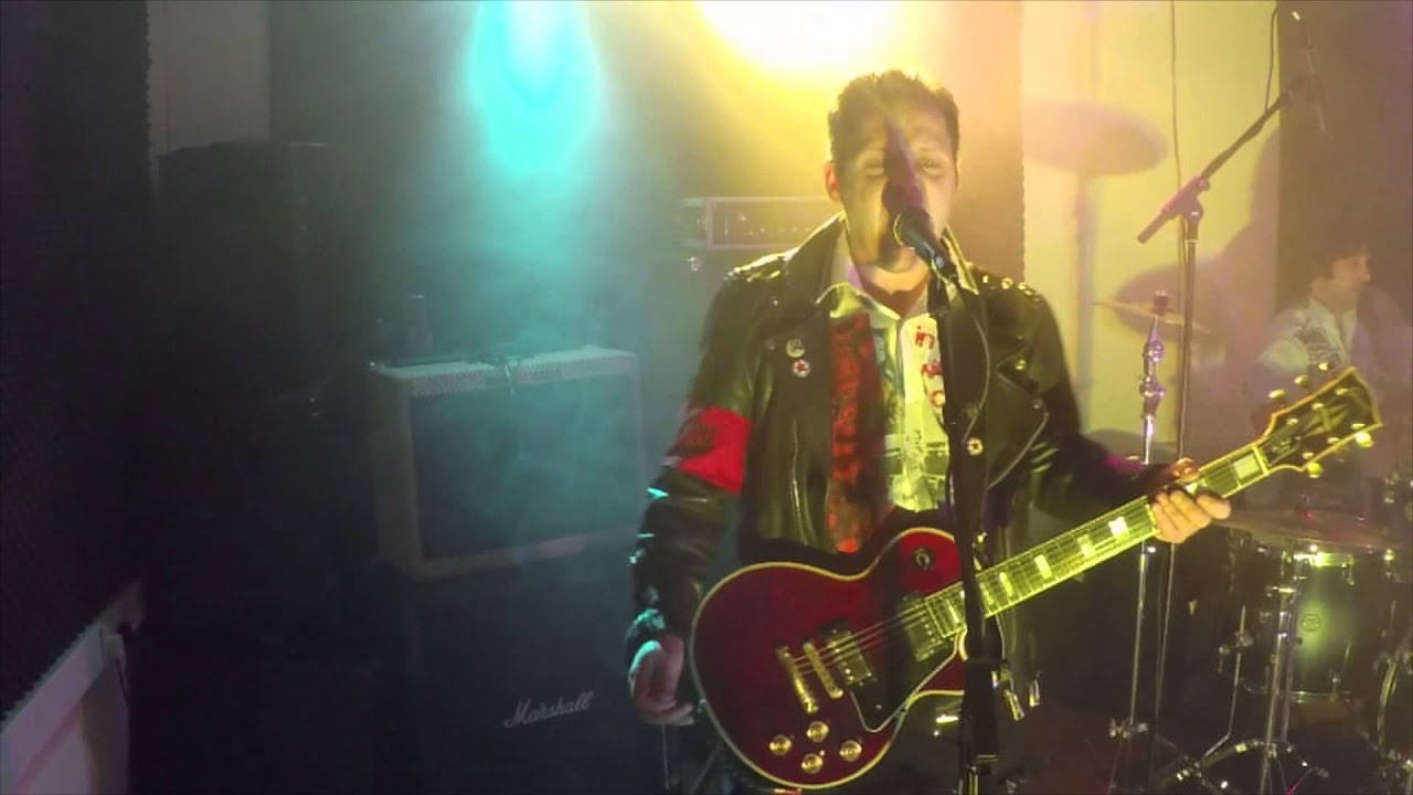 The Complete Clash - Stay Free - YouTube