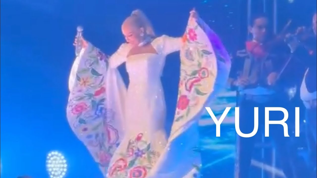 Yuri en concierto parte 1 - YouTube