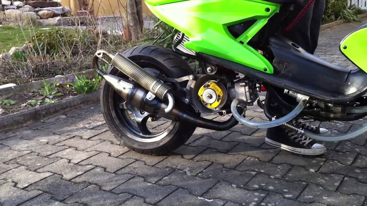 Malossi Team 2 Aerox Soundcheck [HD] - YouTube