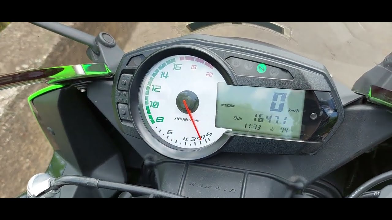 Kawasaki ZX-6R 2012 stock exhaust 原廠排氣聲浪 - YouTube