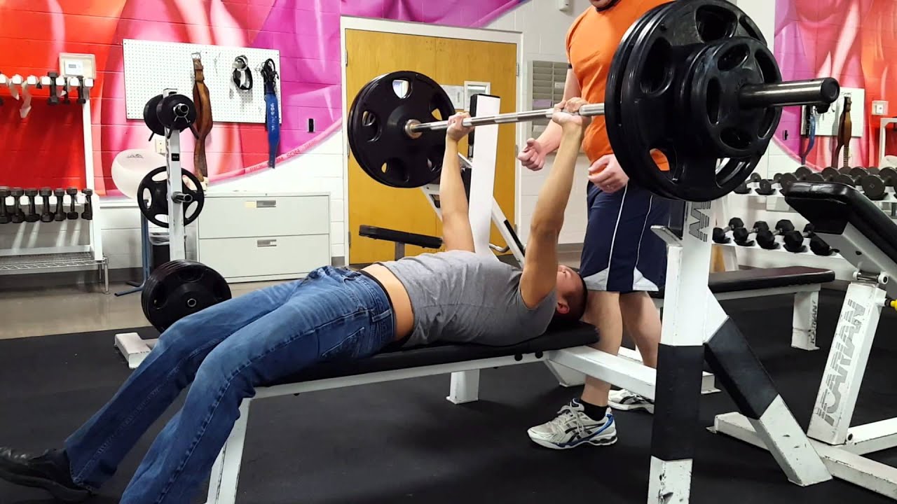 Benching 265 lbs - YouTube
