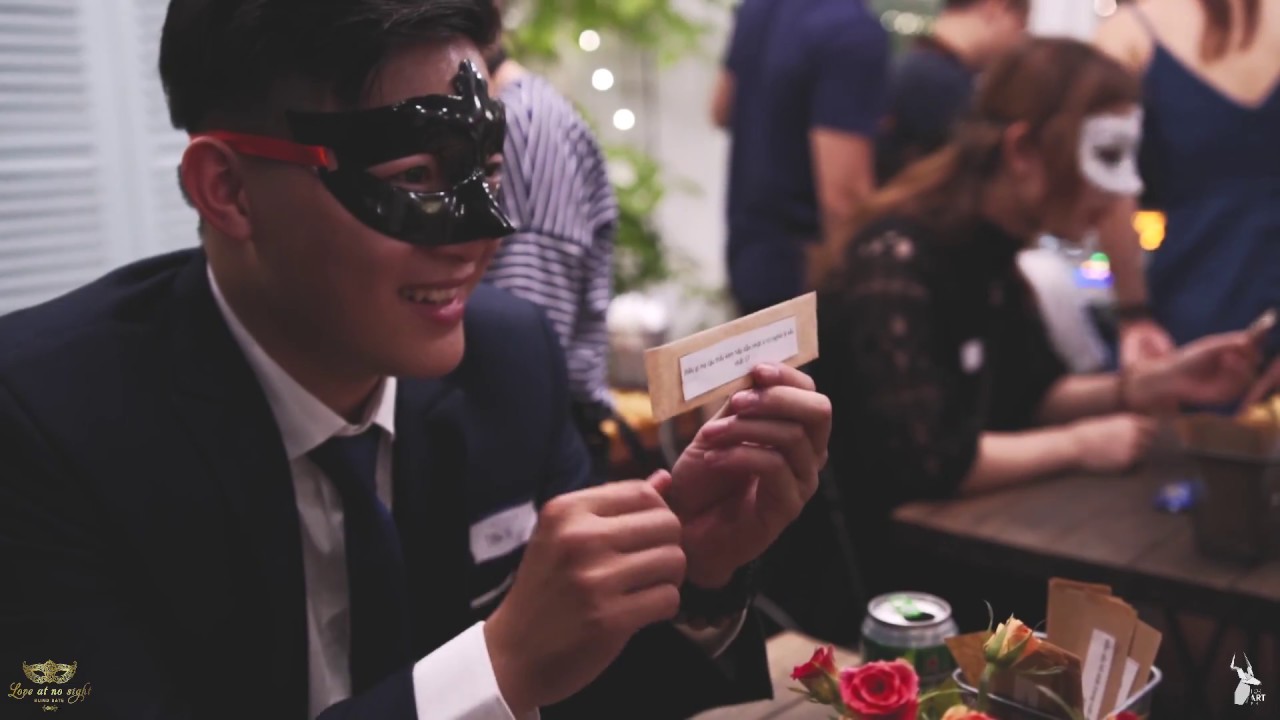 Blind date 2017 - Love at No sight - YouTube