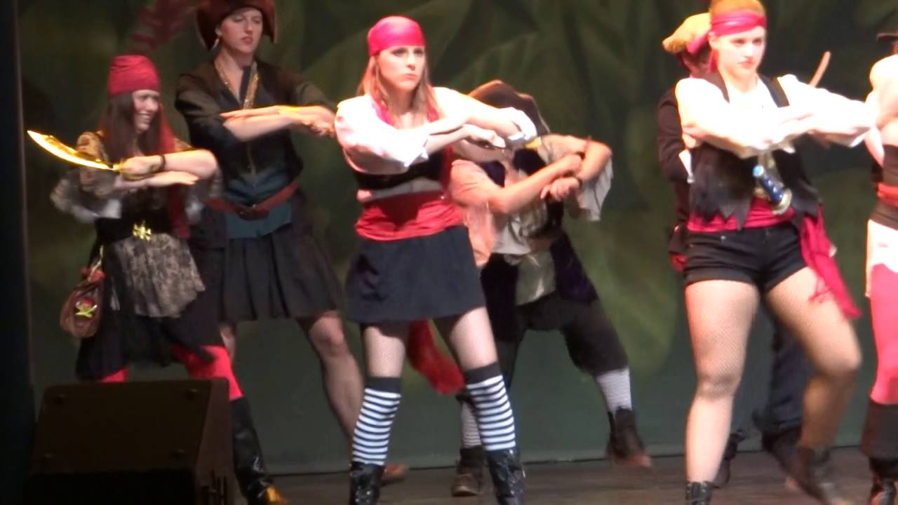Toni-Lynn's Pirate Hip-Hop Dance to Flo Rida's "Going Down for Real ...