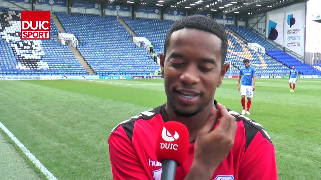 Urby Emanuelson na afloop van Portsmouth FC - FC Utrecht - YouTube