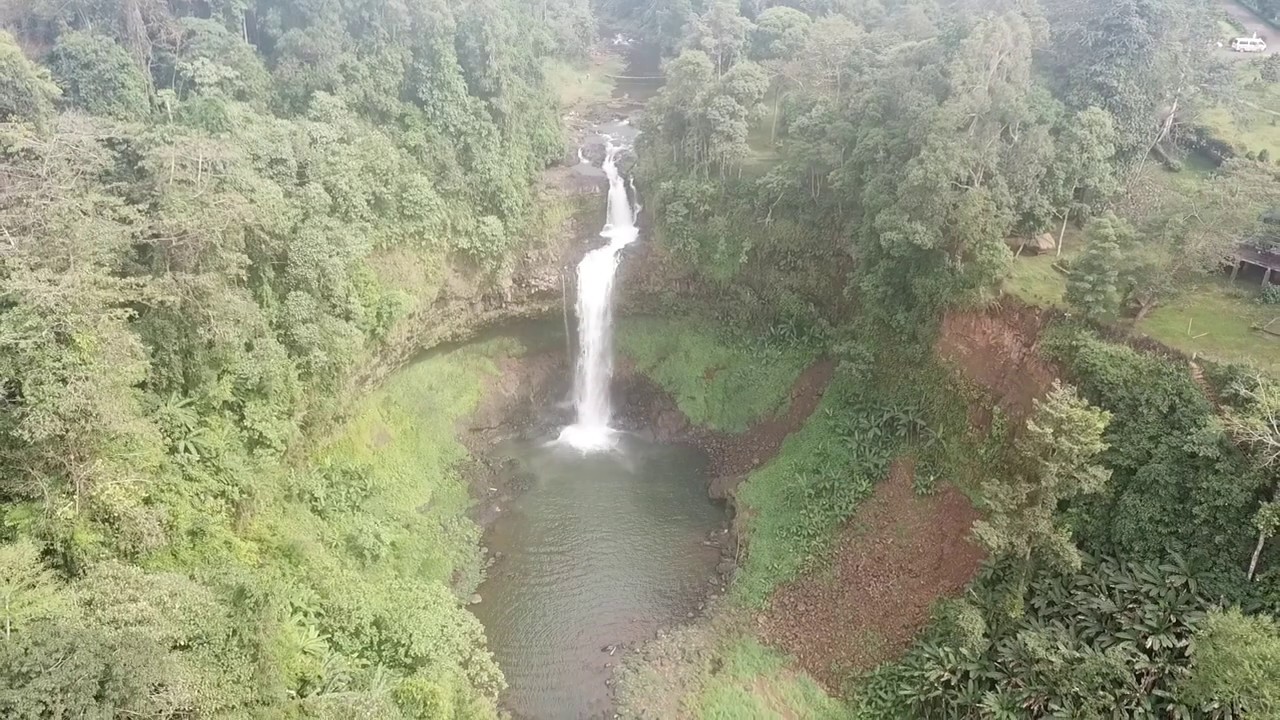Falls View Resort Tad E-Tu, Pakxong Champasack, Laos. - YouTube