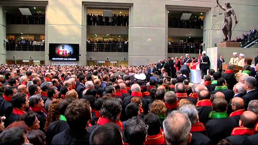 Funeral ceremony for Turkish prosecutor at Istanbul courthouse - YouTube