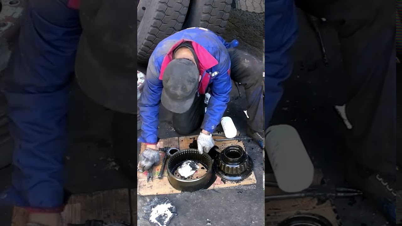 The Wheel Hub Lock Ring is Off, Repair The Wheel-Hub Process - YouTube