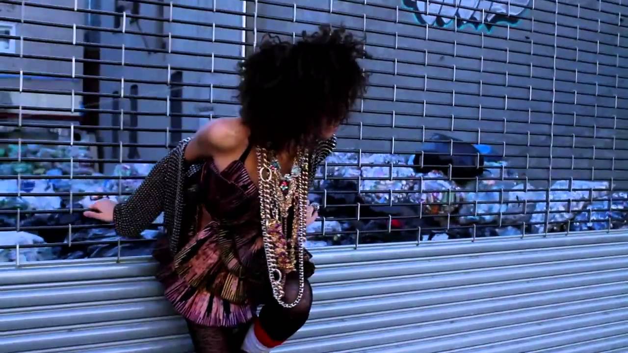 The Fashion Videotorial: Homeless Couture - YouTube