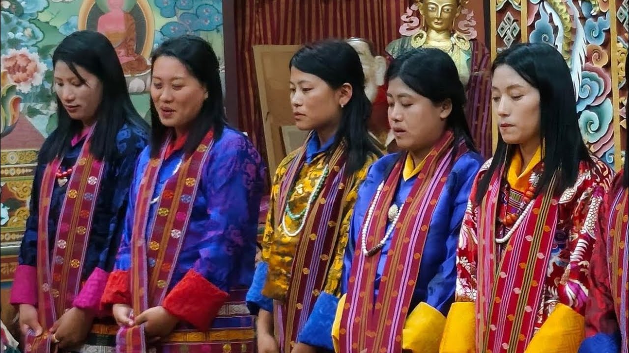 Zhungdra Dance || Traditional Bhutanese Dance || Bhutanese Dance ...