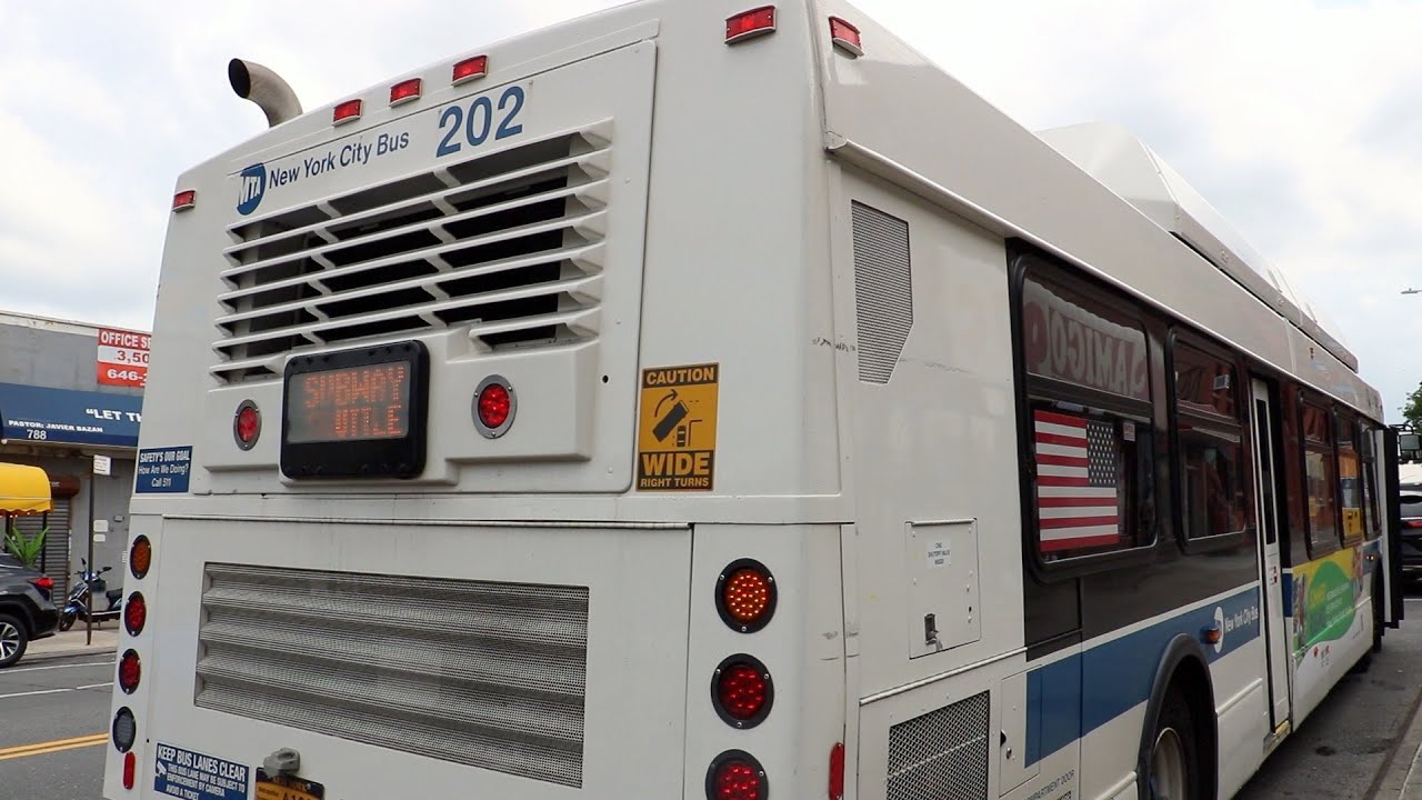 MTA Bus Company: 2011 New Flyer C40LF CNG 202 on the 6 Train Shuttle ...