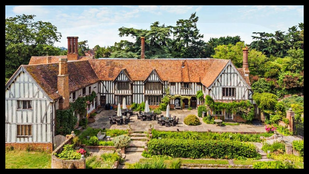 Impressive Part Timber Framed Country Home Hadleigh, Ipswich, England ...