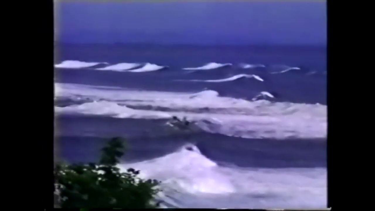 1983 Sea of Japan Earthquake and Tsunami Compilation - YouTube