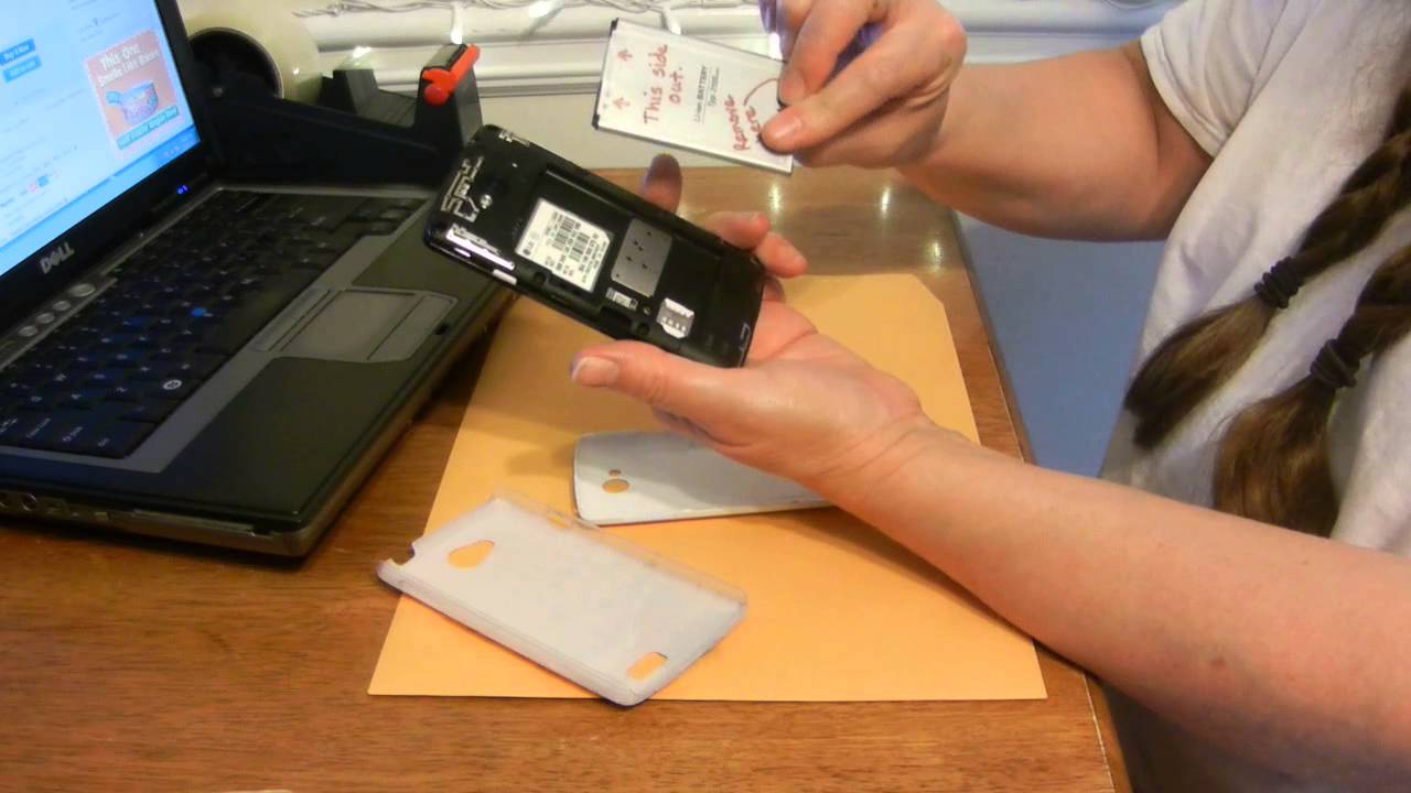 How to take off your back cover on your LG phone - YouTube