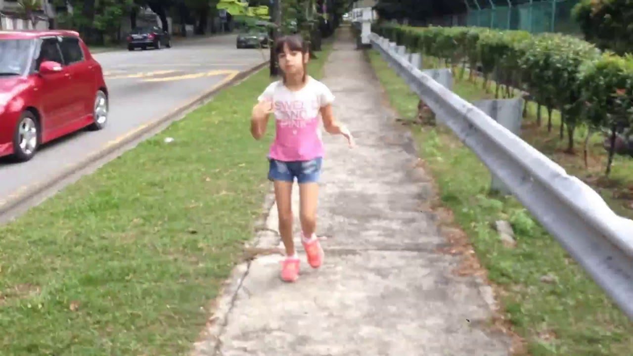 From Clumsy child into a 6km daily runner - YouTube