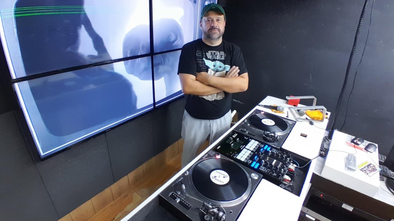 DJ LÉO BAILER - 90/2000 - PROGRAMA SEXTA FLASH - 25.04.2025 - YouTube