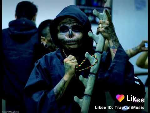 Kalaca Skull cuando mi novia tóxica me deja - YouTube