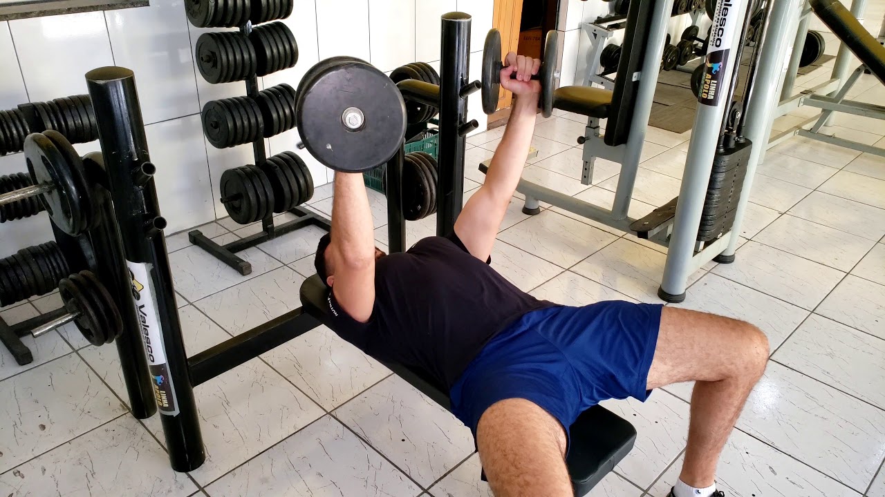 Supino dumbbell - YouTube