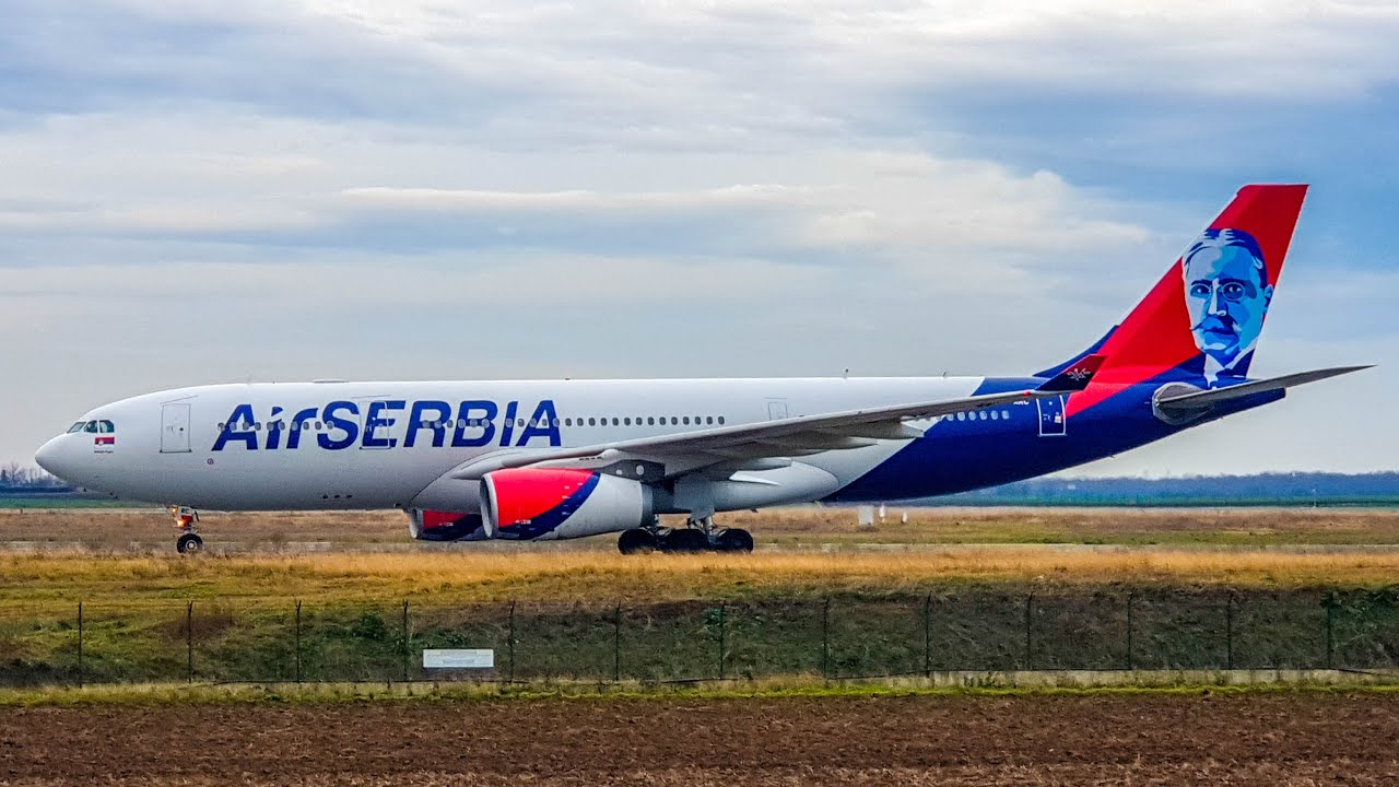 6 MINUTES of planes at Belgrade Airport! Airbus a330, a320, Embraer ...