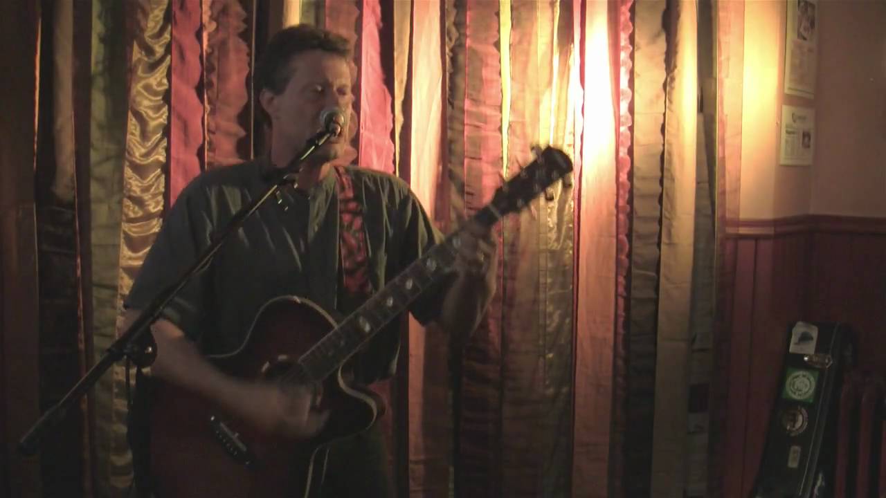 Rob Ballonoff - "You and Me" - Magnolias Vineyard Open Mic - YouTube