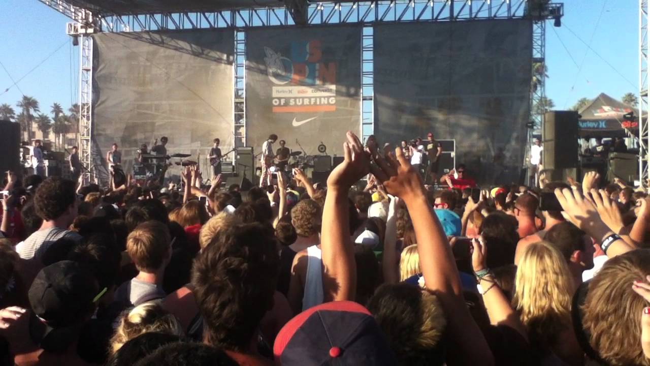 MGMT US Open Concert At Huntington Beach, Left Shoe Invasion - YouTube