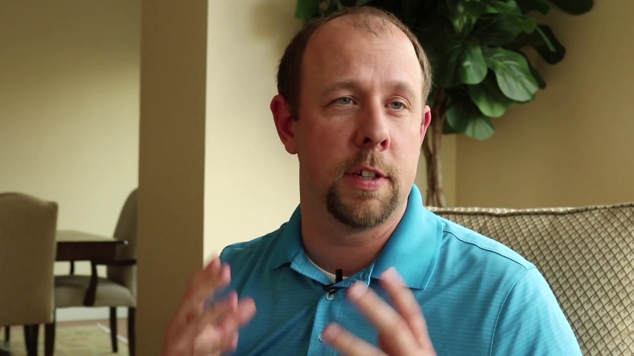 How to Become an Escrow Officer - YouTube