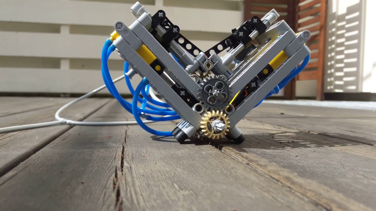 LEGO Pneumatic Engine - V4 Testrun - YouTube
