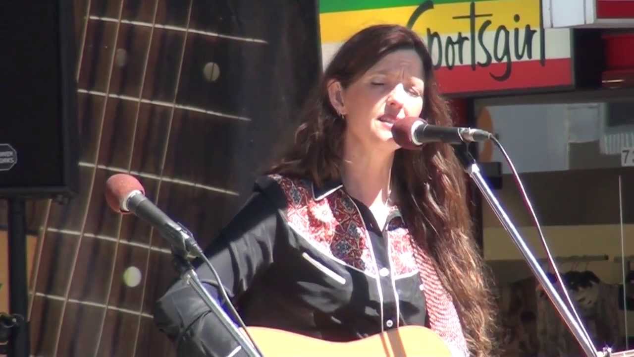 Anita Ree - Bottom Of The Tide - YouTube