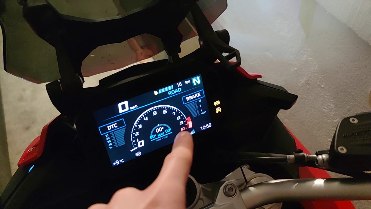 BMW Motorrad Display erklärt und Tipp - YouTube