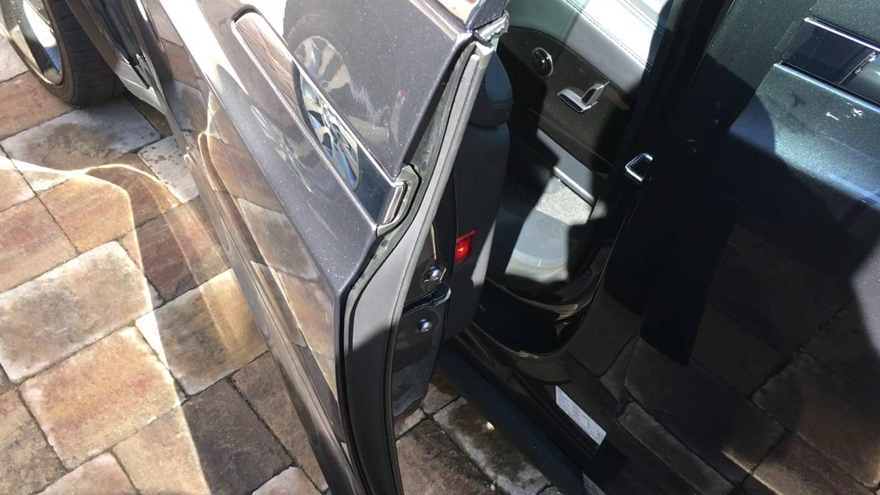 Tesla Model X Door Latch Failing - YouTube