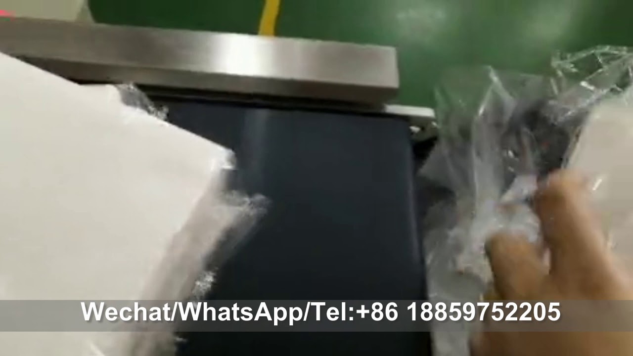 Automatic napkin paper plastic bag packing machine - YouTube