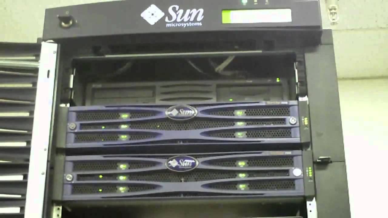Sun Fire 6800 Server Powering Up - YouTube