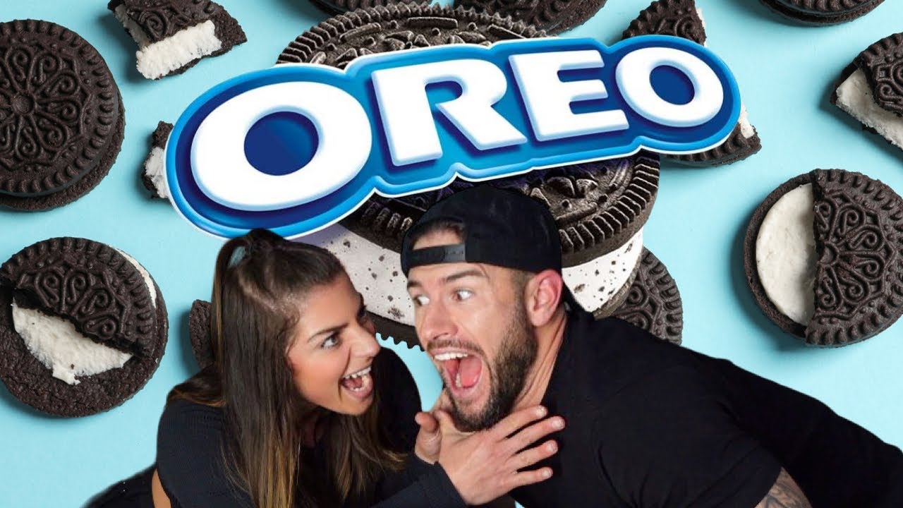 THE VIRAL OREO GAME | 5 oreos 5 sauces - YouTube