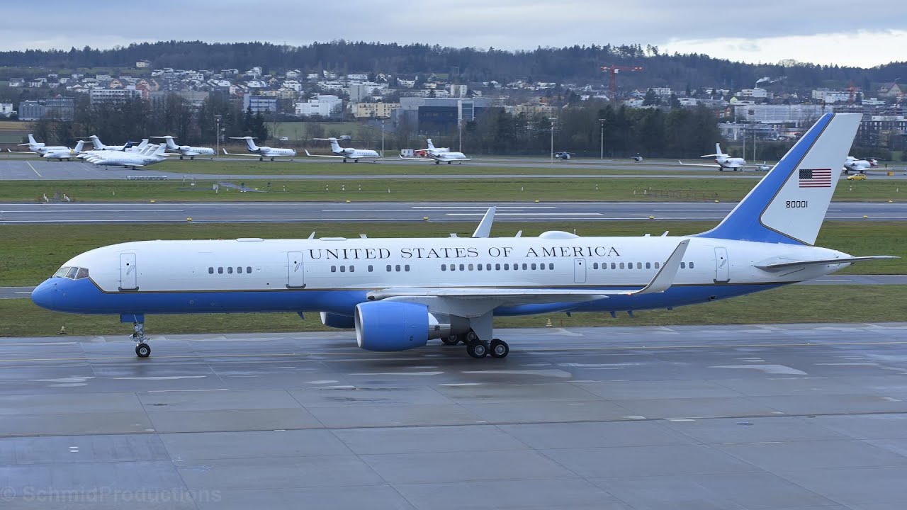 US Air Force Boeing VC-32 at ZRH (with live ATC/WEF 2018) - YouTube
