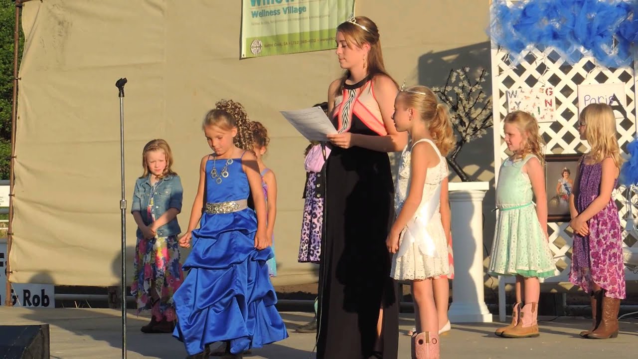 Lili's intro Little Miss pageant - YouTube